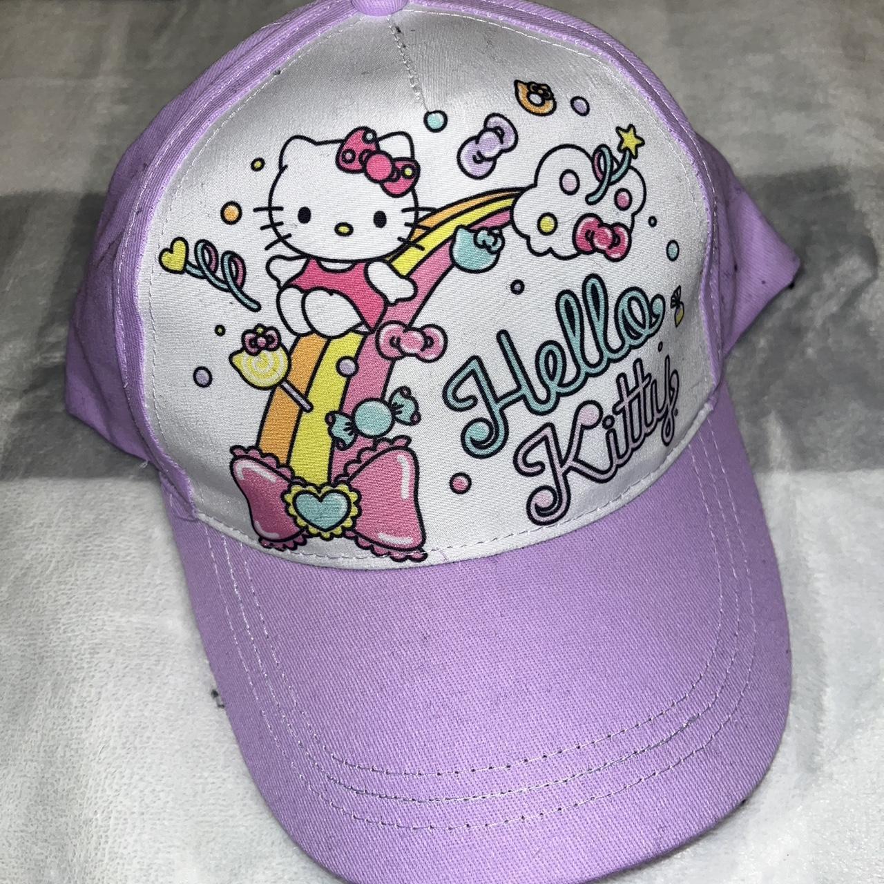 HELLO KITTY HAT💜 -still has tags - Depop