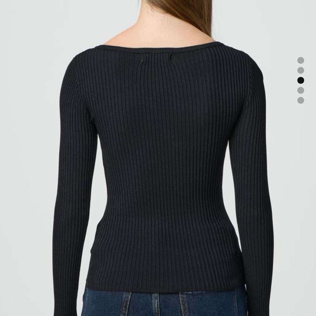 Off centre button up knit cardigan from Glassons... - Depop