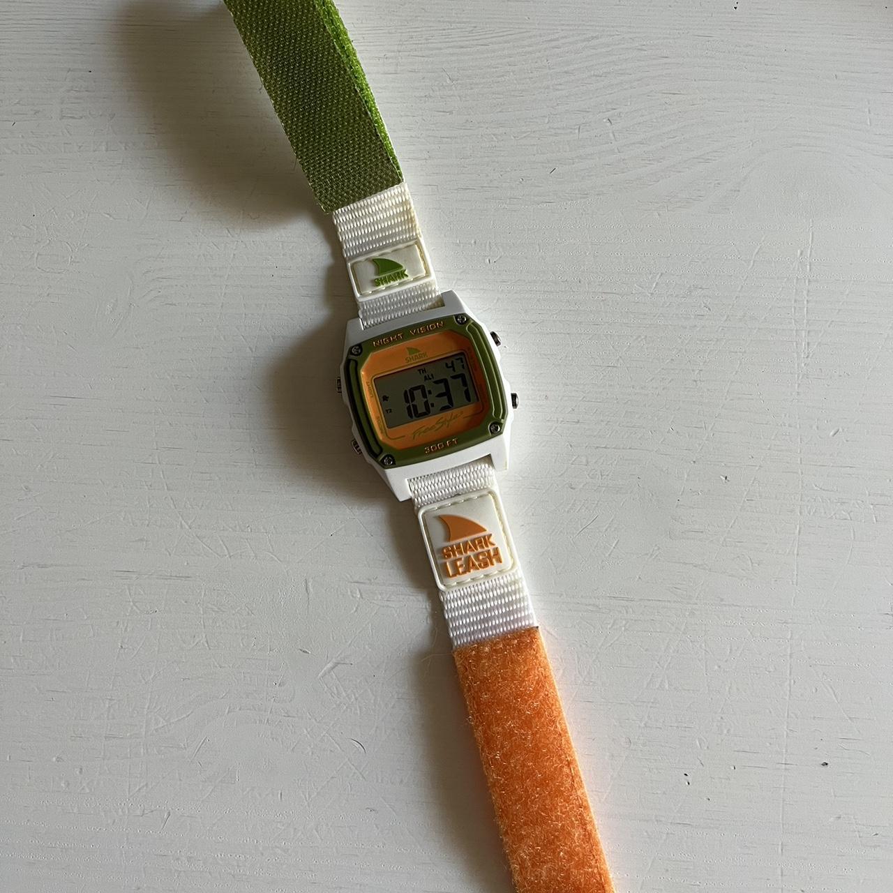 Shark Leash watch Originally $60 and is in perfect... - Depop