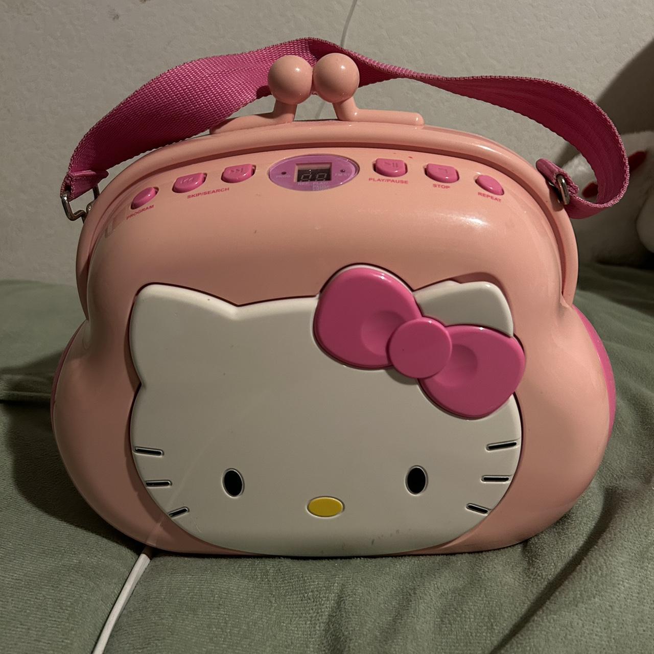 VINTAGE 2003 Sanrio Hello Kitty Radio Purse... - Depop