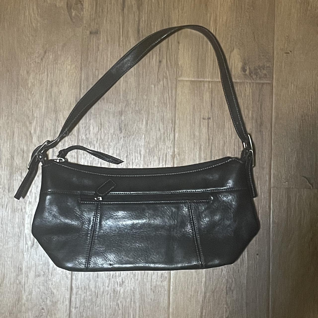 Black leather shoulder bag with zipper closure and... - Depop