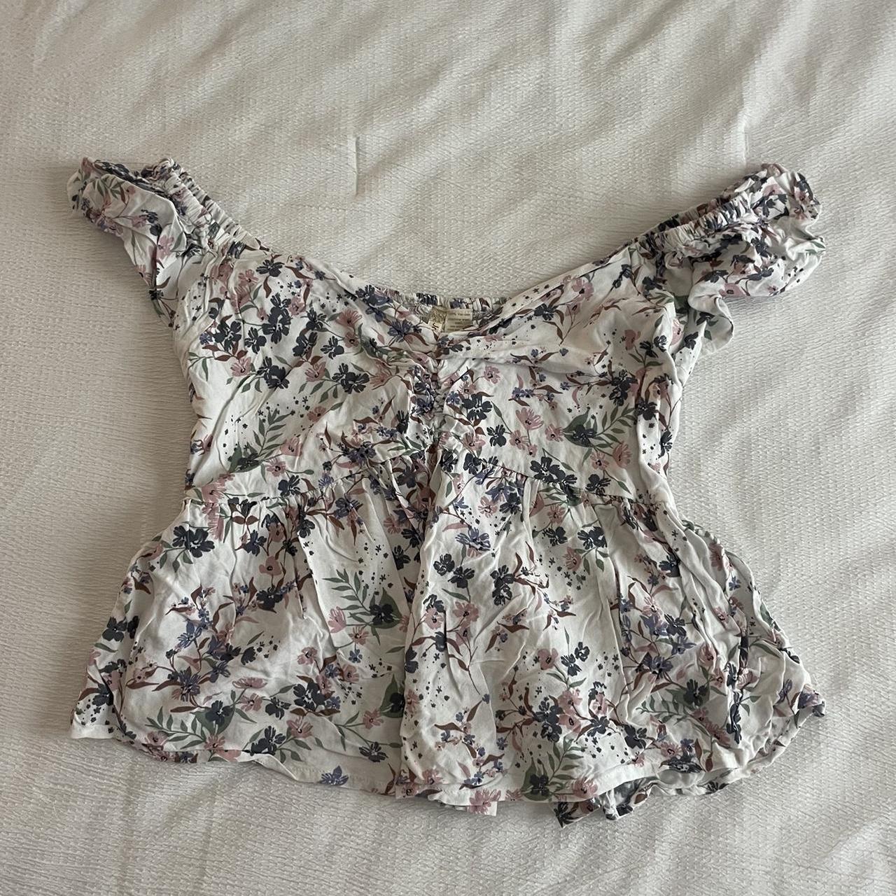 off the shoulder floral top size S off the... - Depop