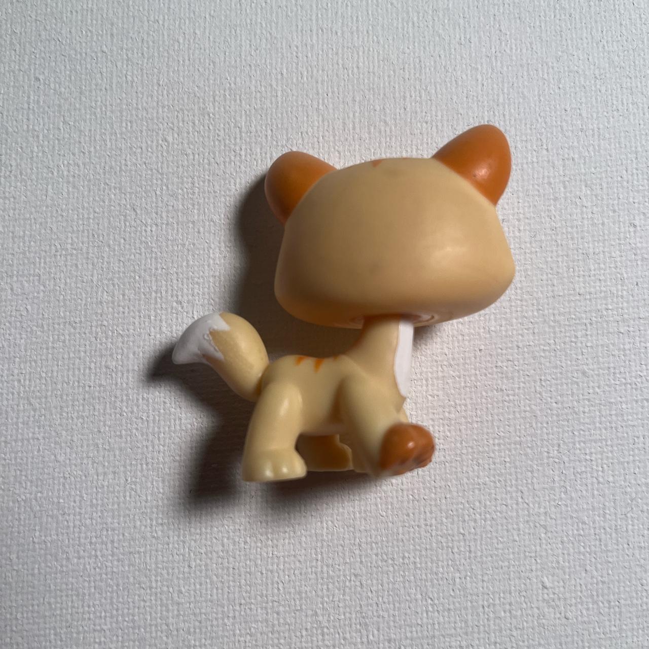littlest pet shop tan cat #littlestpetshop #lps... - Depop