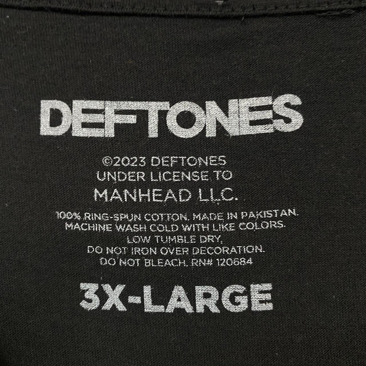 Deftones Linus Rock T-shirt Size 3XL. The shirt is... - Depop
