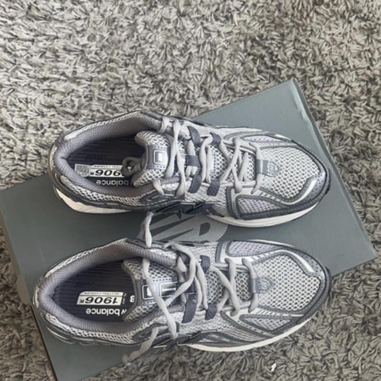 New Balance Women's Grey and Silver Trainers | Depop