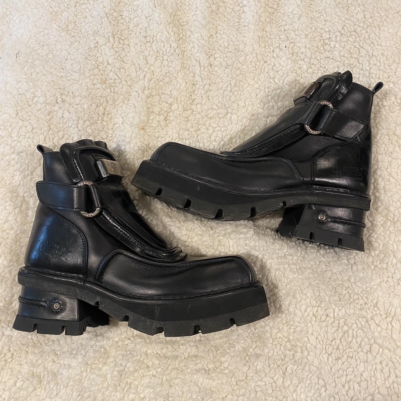 New Rock Men's Black and Silver Boots | Depop