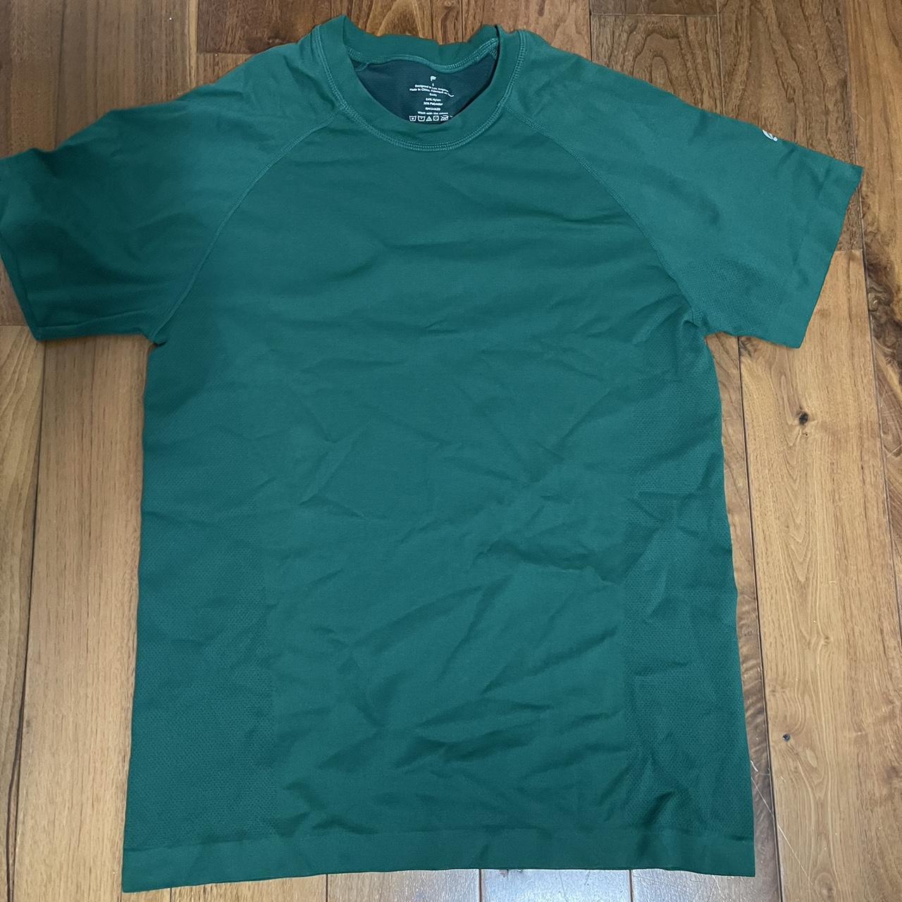 Mens size small green fabletics material Rarely worn... | Depop