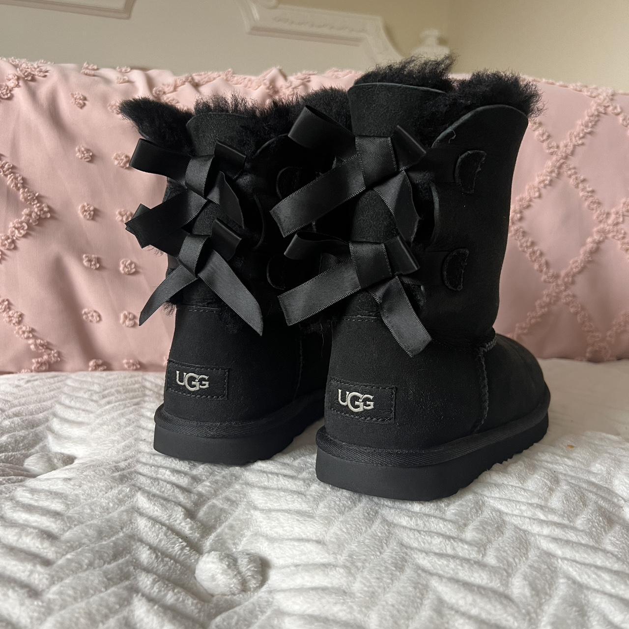 BLACK BAILEY BOW II UGGS US Size 4!! (technically... - Depop