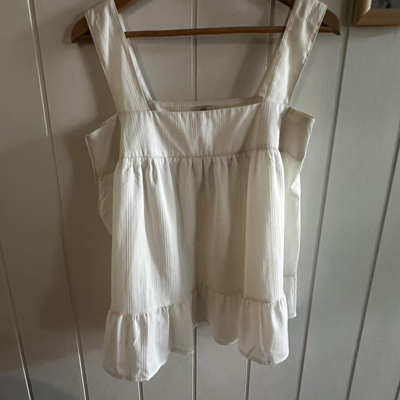 Flowy Pink Diamond white cami top. Size M - Depop