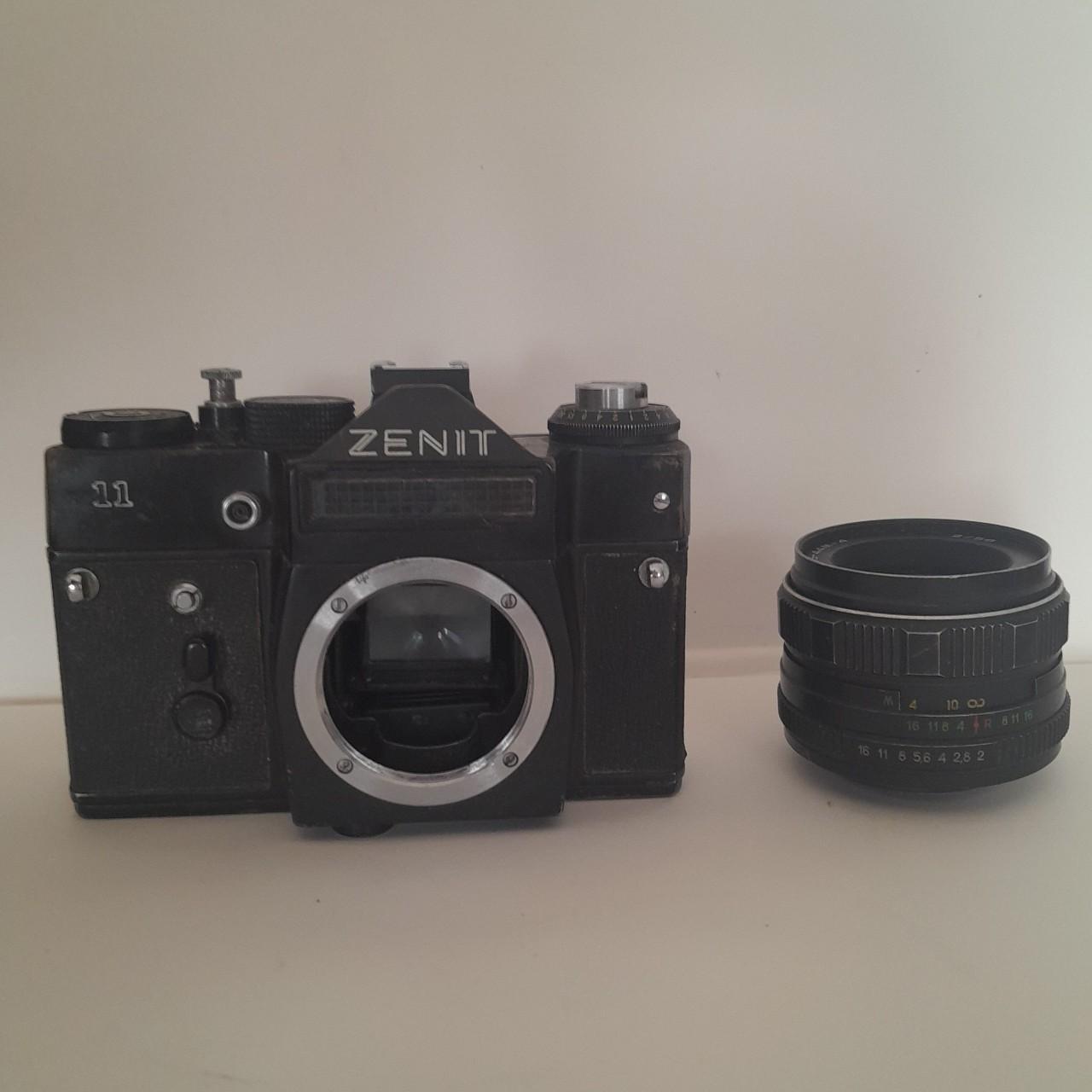 ZENIT 11 MANUAL SLR + HELIOS 44M LENS DECENT... - Depop