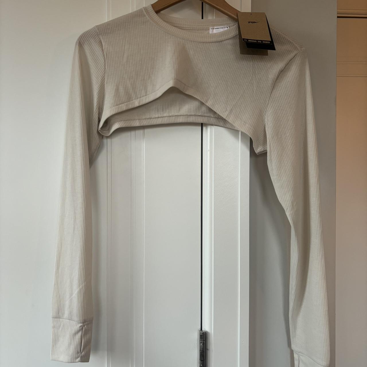 Nike Yoga cropped shawl— size medium, ribbed. Super... - Depop