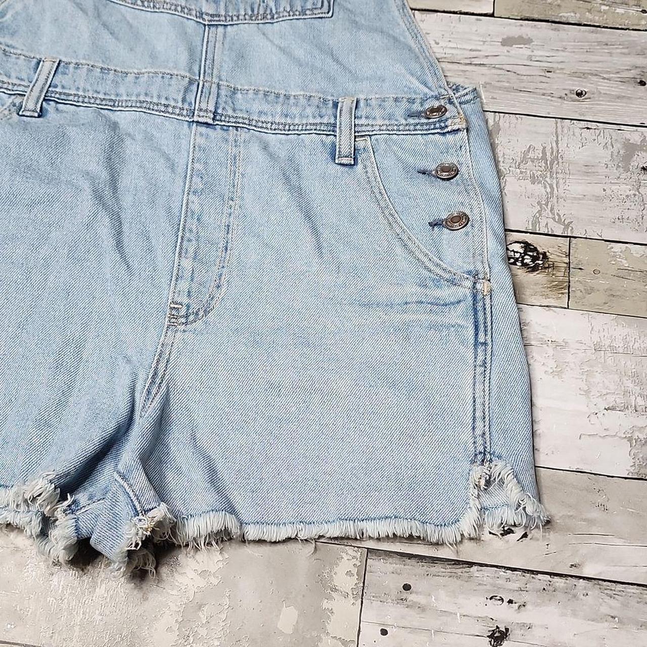 American eagle hi-rise Tom girl shortall... - Depop