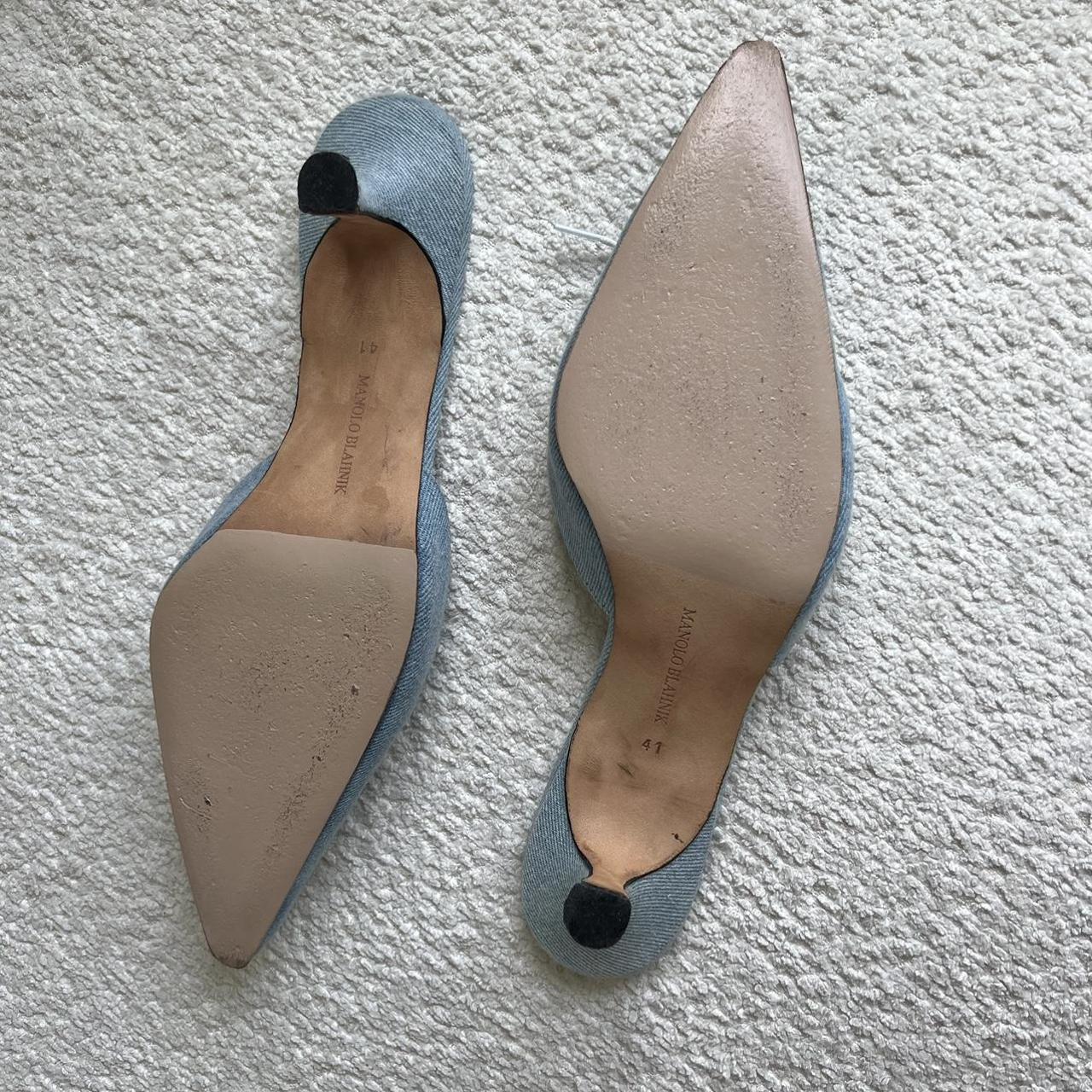 𝑽𝑰𝑵𝑻𝑨𝑮𝑬 𝑀𝒶𝓃𝑜𝓁𝑜 𝐵𝓁𝒶𝒽𝓃𝒾𝓀 Light Denim Bow Kitten Mule... - Depop