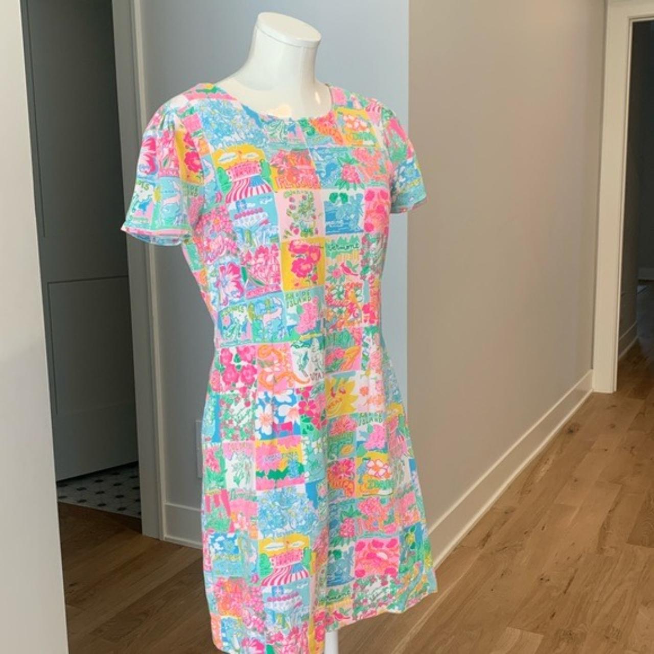 Lilly Pulitzer United State Map Graffiti Short... - Depop