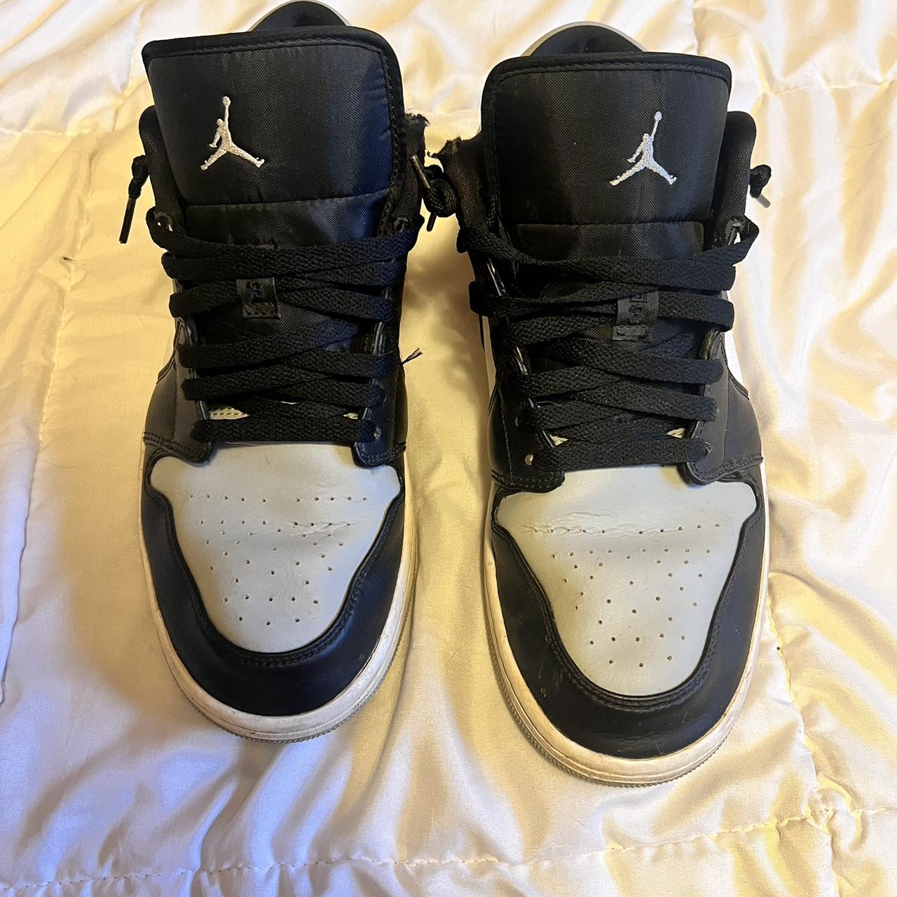 Jordan 1 shadow toe Size- 11.4 - Depop