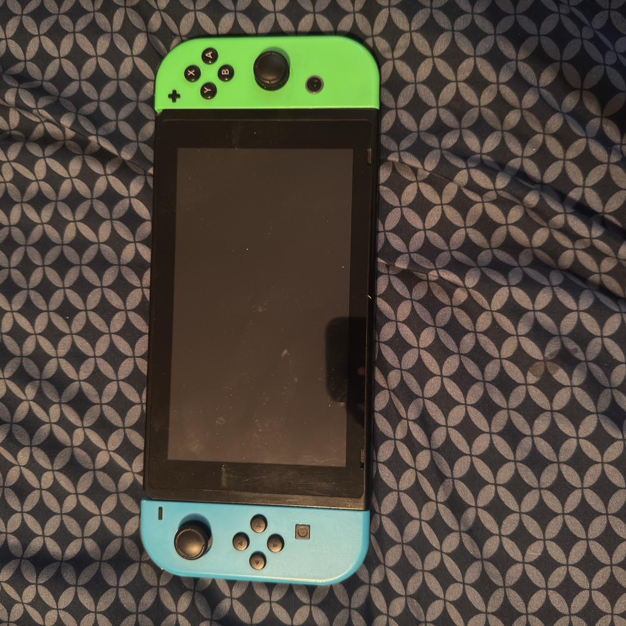 Used Nintendo switch works good - Depop