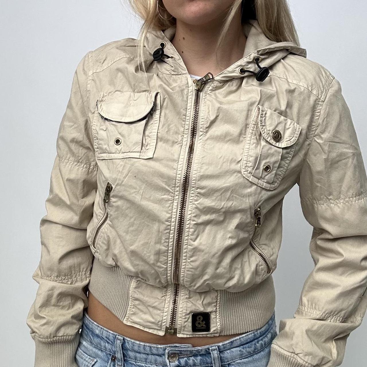 Dolce and Gabbana beige cargo jacket size small ⚡️ - Depop