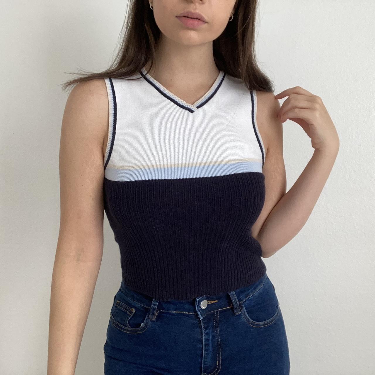 Super cute preppy v- neck sleeveless knit tank!... - Depop
