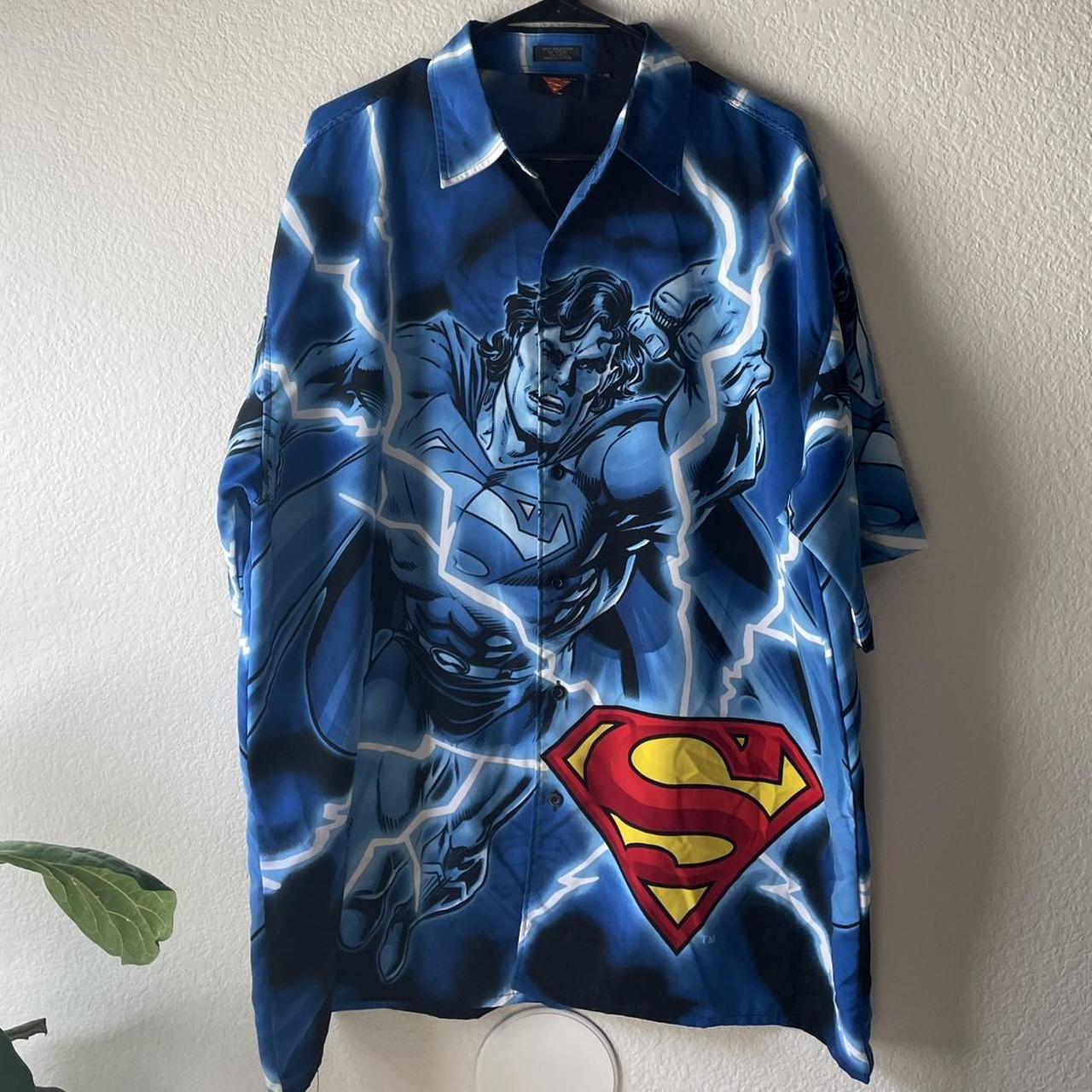 SICK Vintage Warner bros. Superman Button up in mint... - Depop