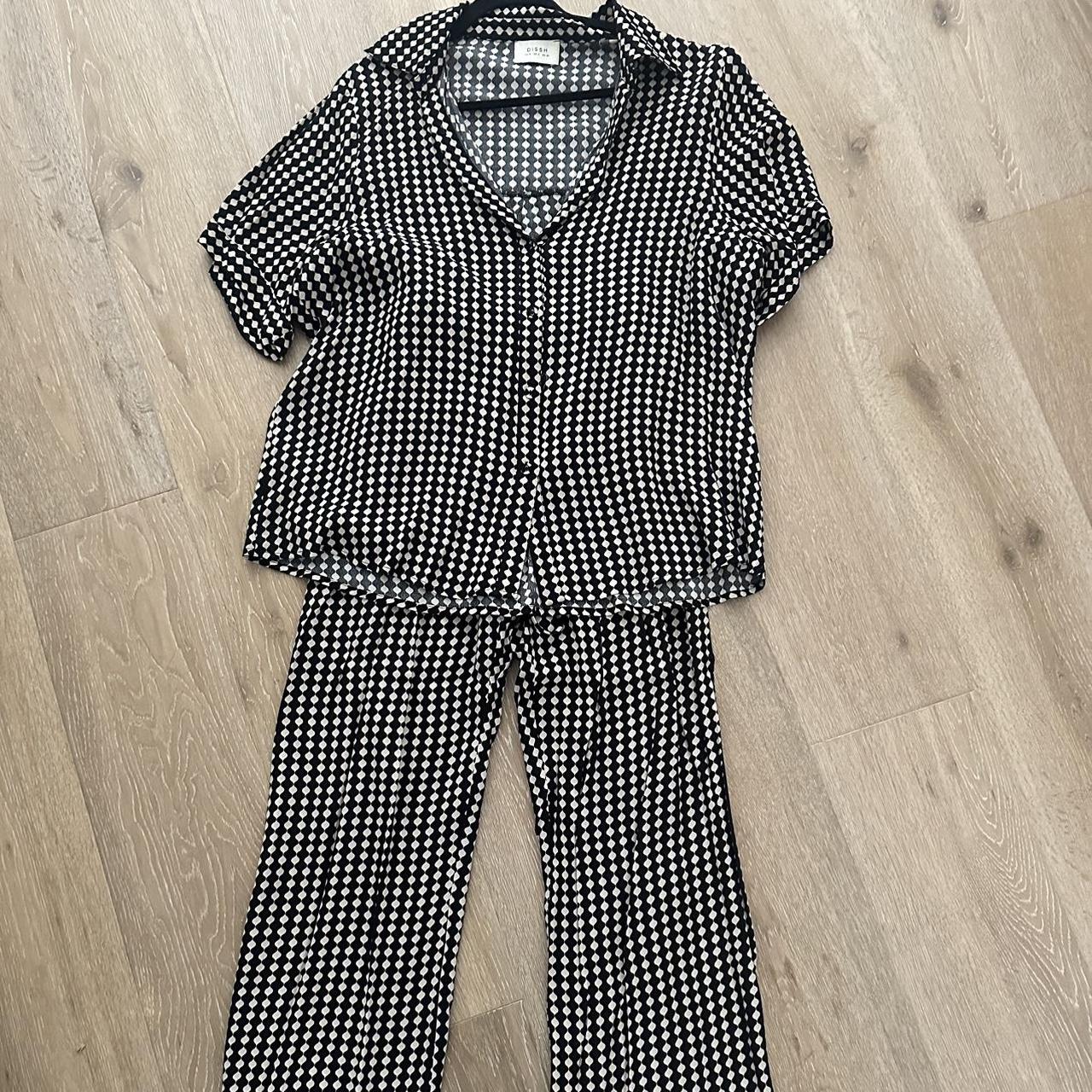 Dissh Set size 6 So comfy, worn twice, perfect... - Depop