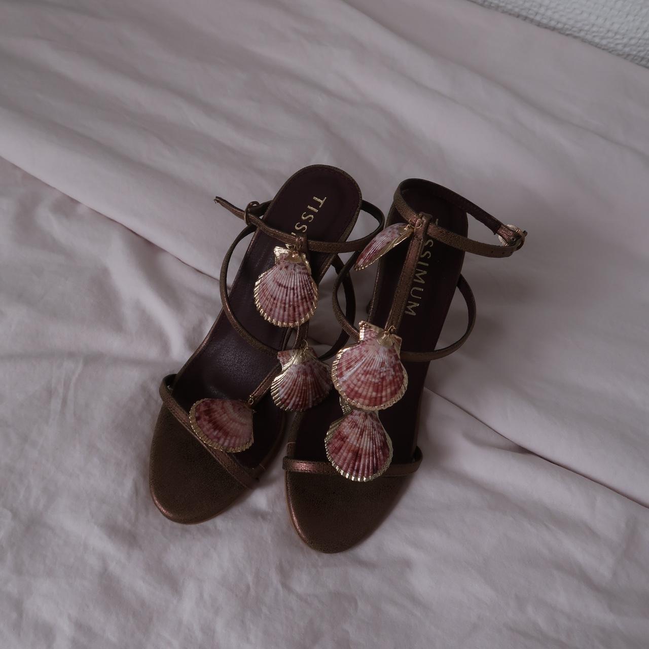 Tissimum Shell Heels Never worn, come in original... | Depop