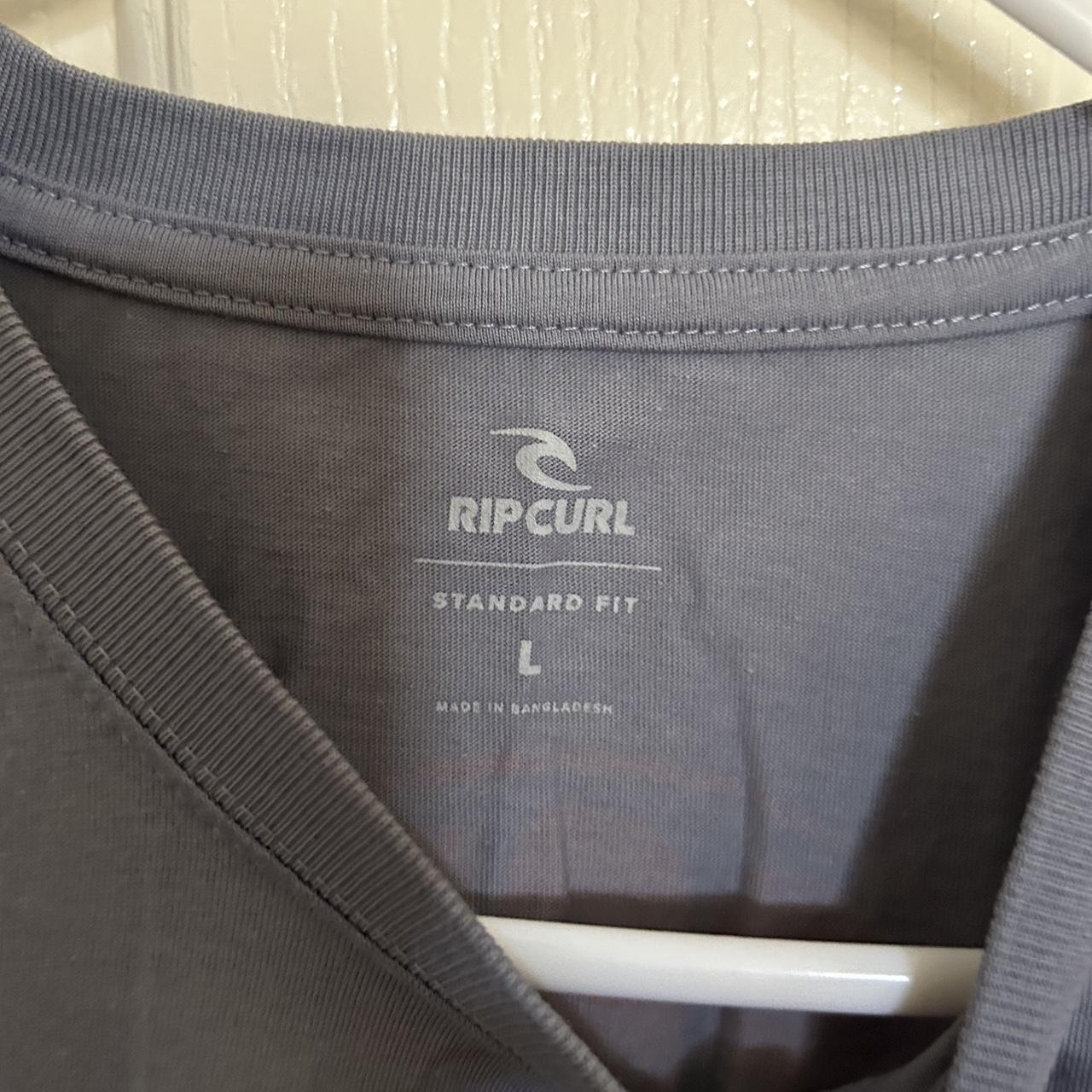 Rip curl tshirt - Depop