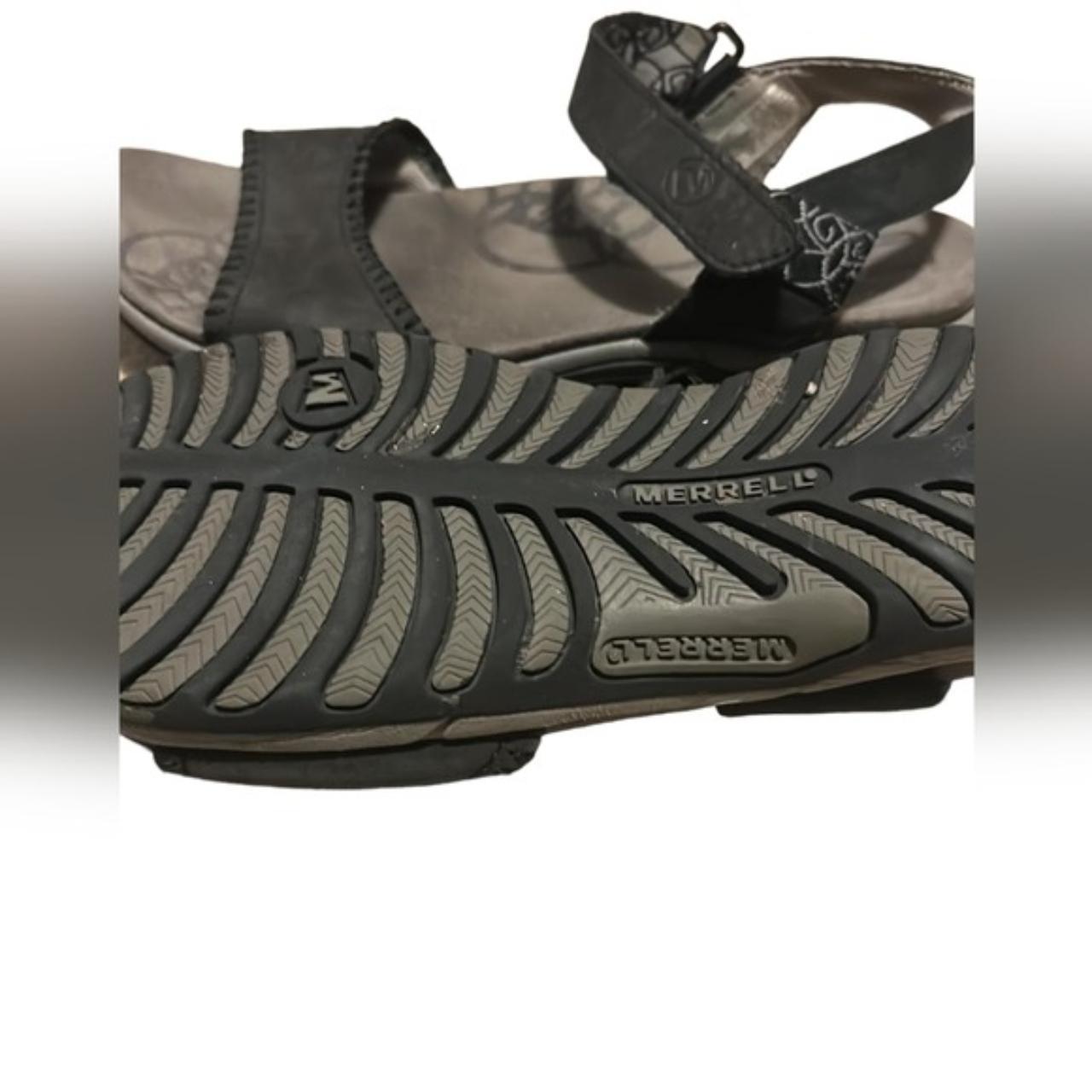 Merrell Sandals Black sz 8 EUC - Depop