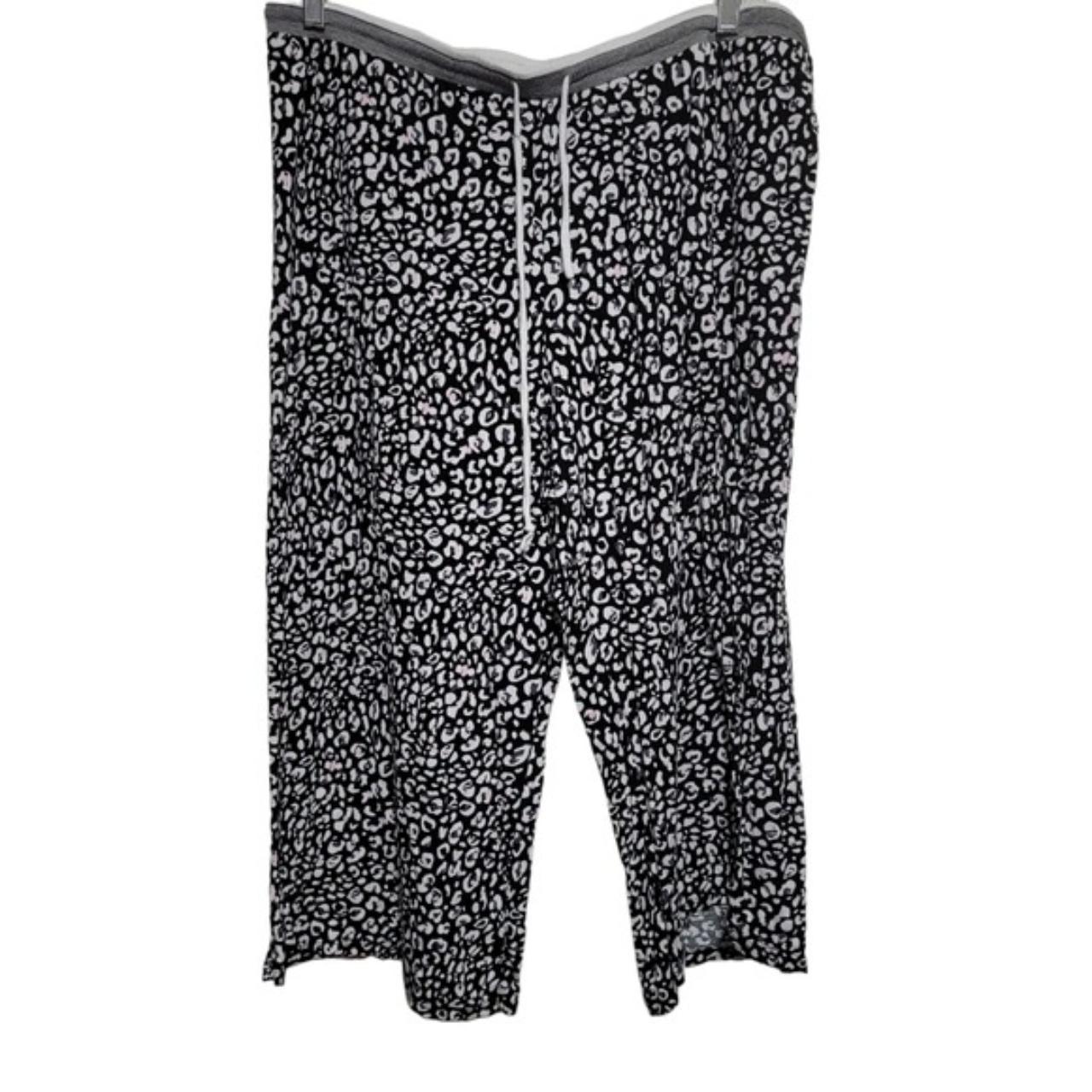 Secret Treasures Sleep Capris sz XL EUC - Depop