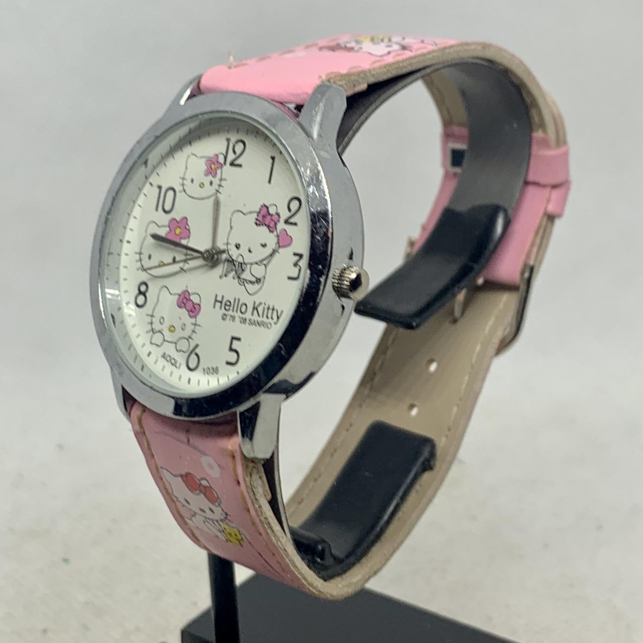 Hello Kitty Women's Pink and Silver Watch | Depop