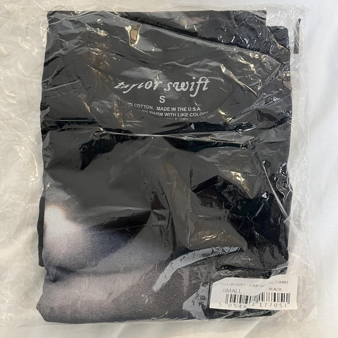 Taylor Swift Fearless Official Merch circa 2021... - Depop