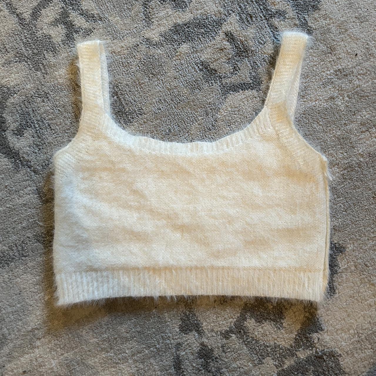 ROMWE tank top Fuzzy Worn a few times Good for layering - Depop