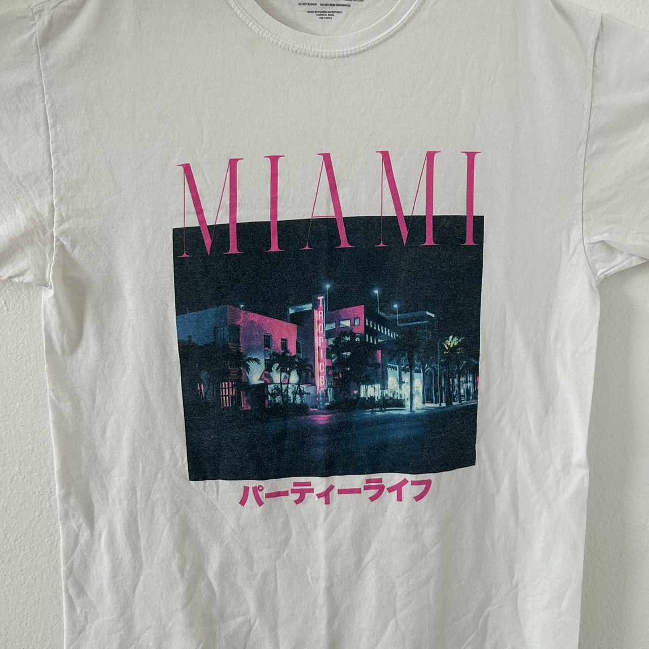 Graphic Miami vice tee. Graphic tee worn very few... - Depop