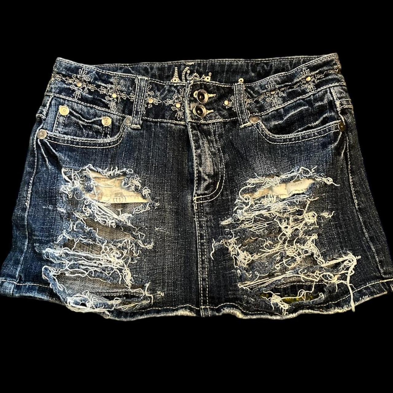 y2k ripped mini skirt size small #y2k #miniskirt... - Depop