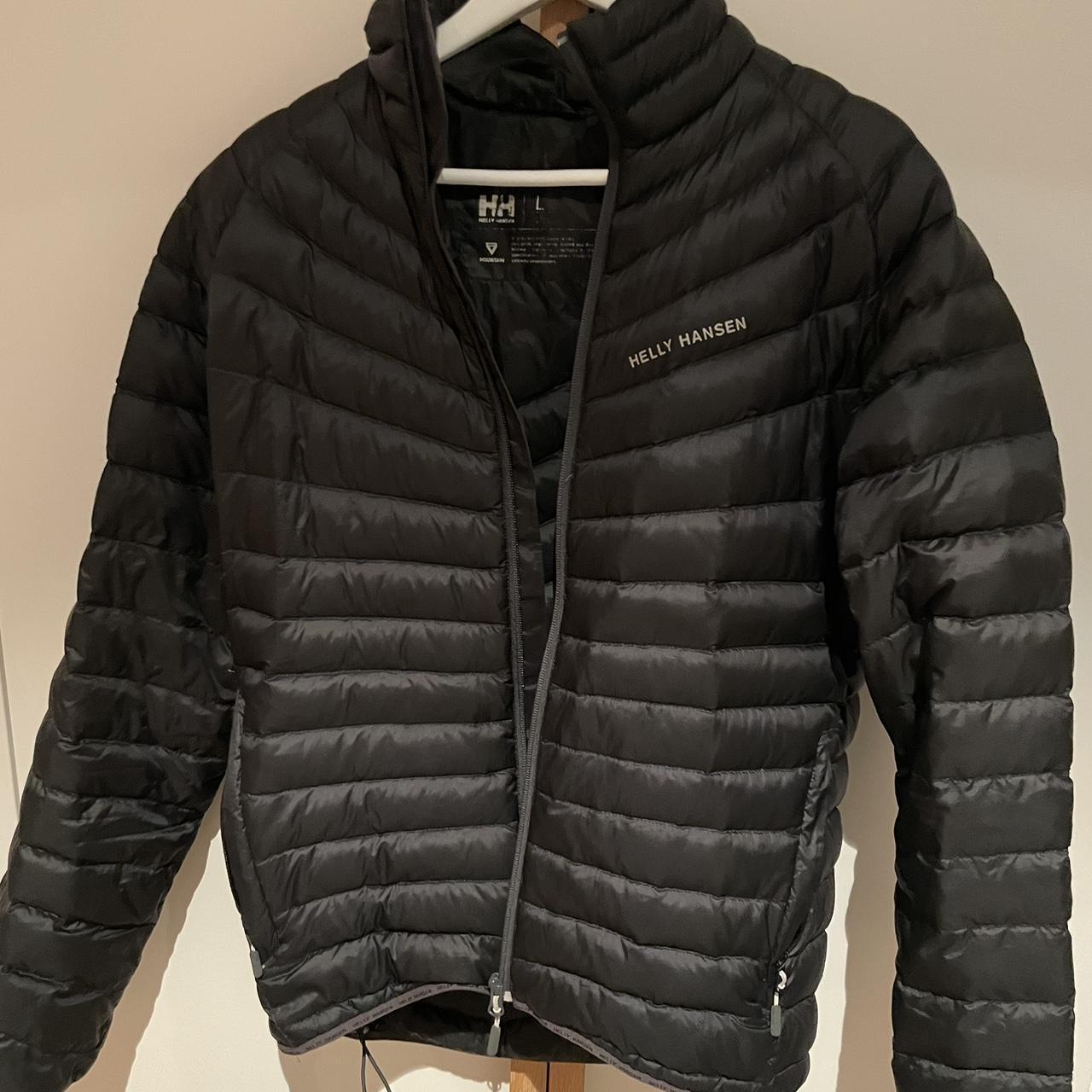 MENS HELLY HANSEN INSULATED JACKET size Large In... - Depop