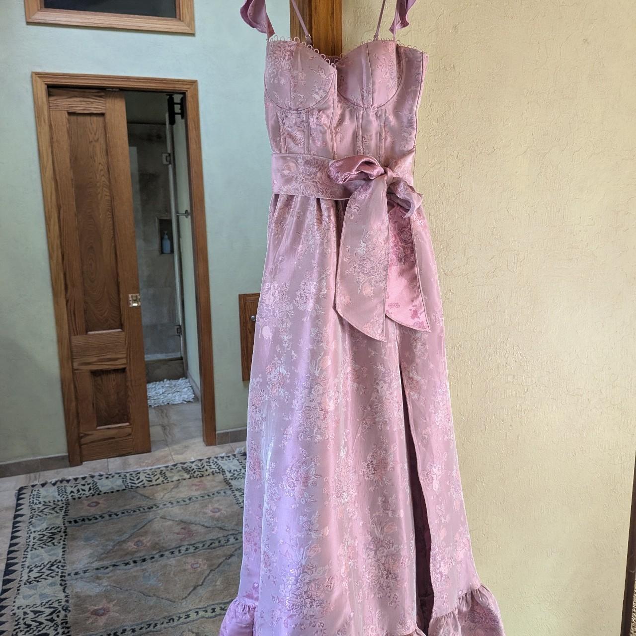 V. Chapman VERONICA maxi prom pink dress originally... - Depop