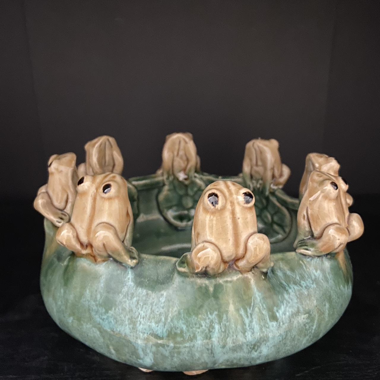 ceramic frog bowl 🐸💚 ꨄ send offers ꨄ #frog... - Depop