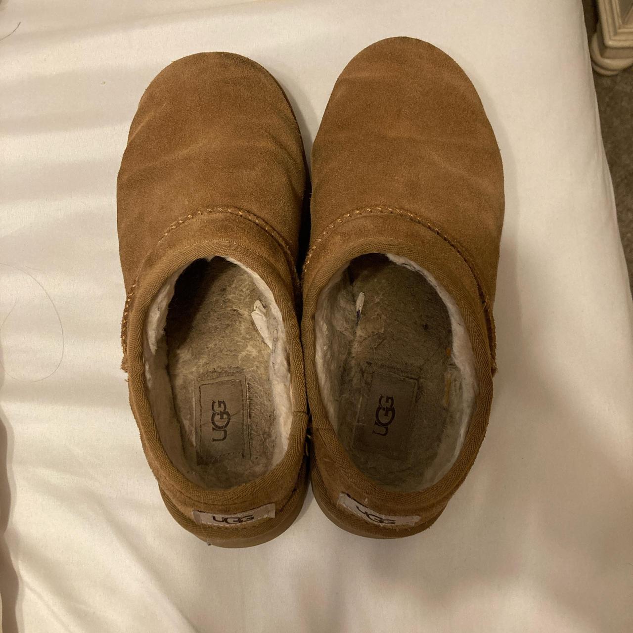 Very worn in uggs. Beware the fur on the inside is... - Depop