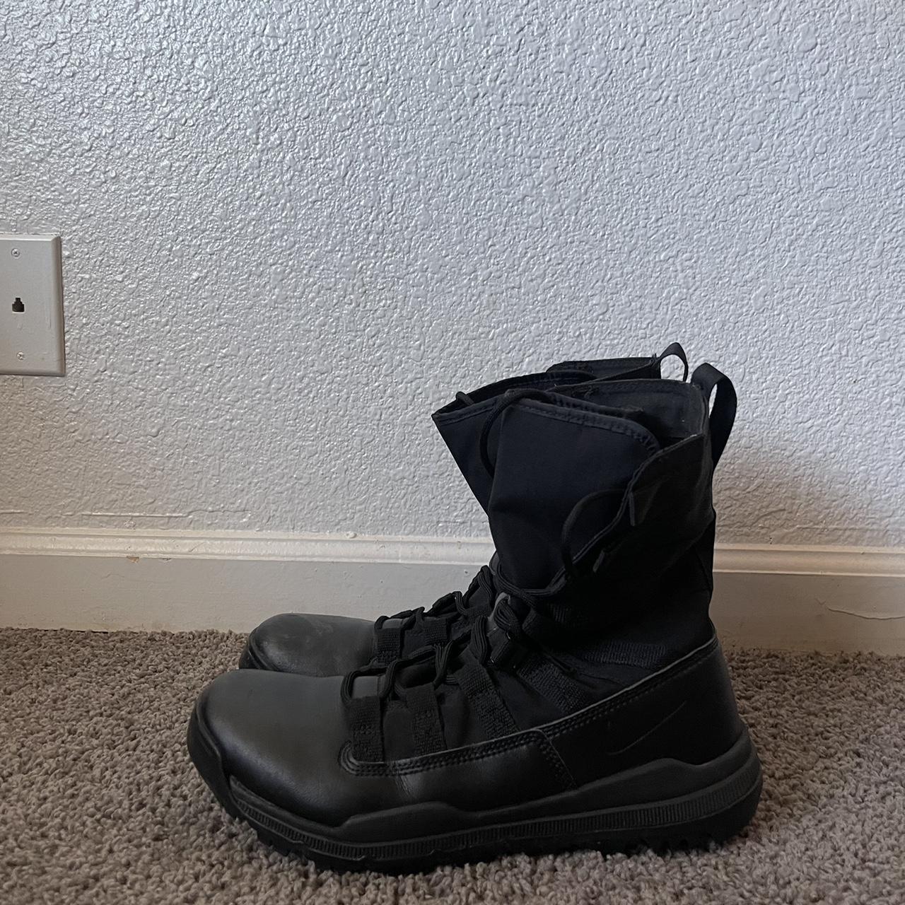 Men’s Nike SFS Boots Work out and busted laces but... - Depop
