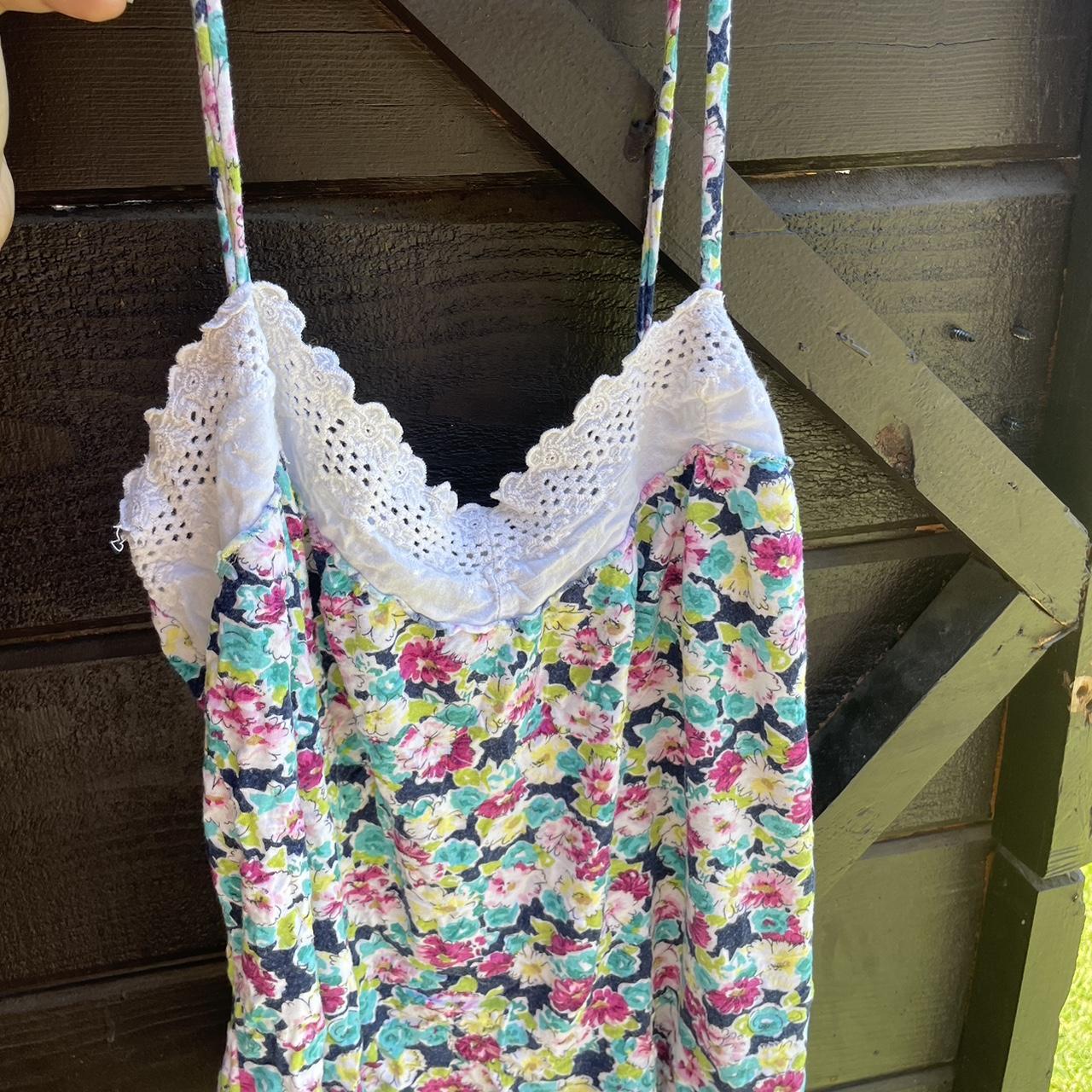 Floral tank top #cute #boho #fresh - Depop