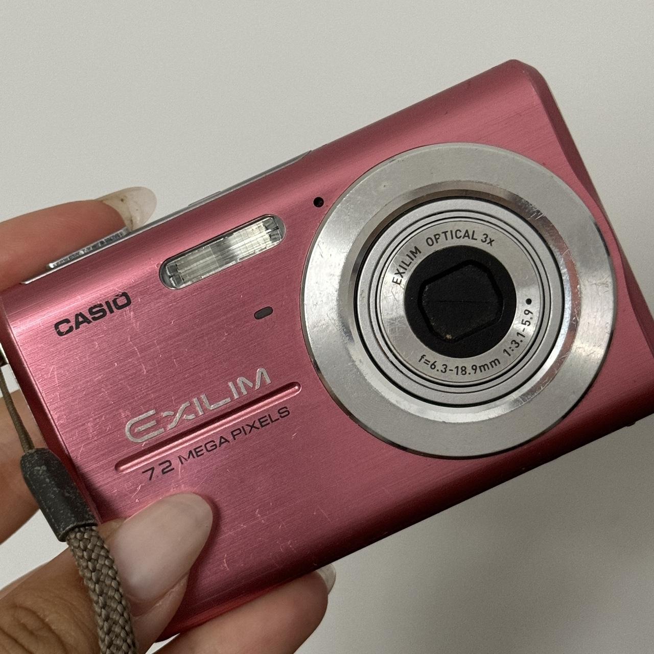 Exilm casio digital camera. No battery. - Depop