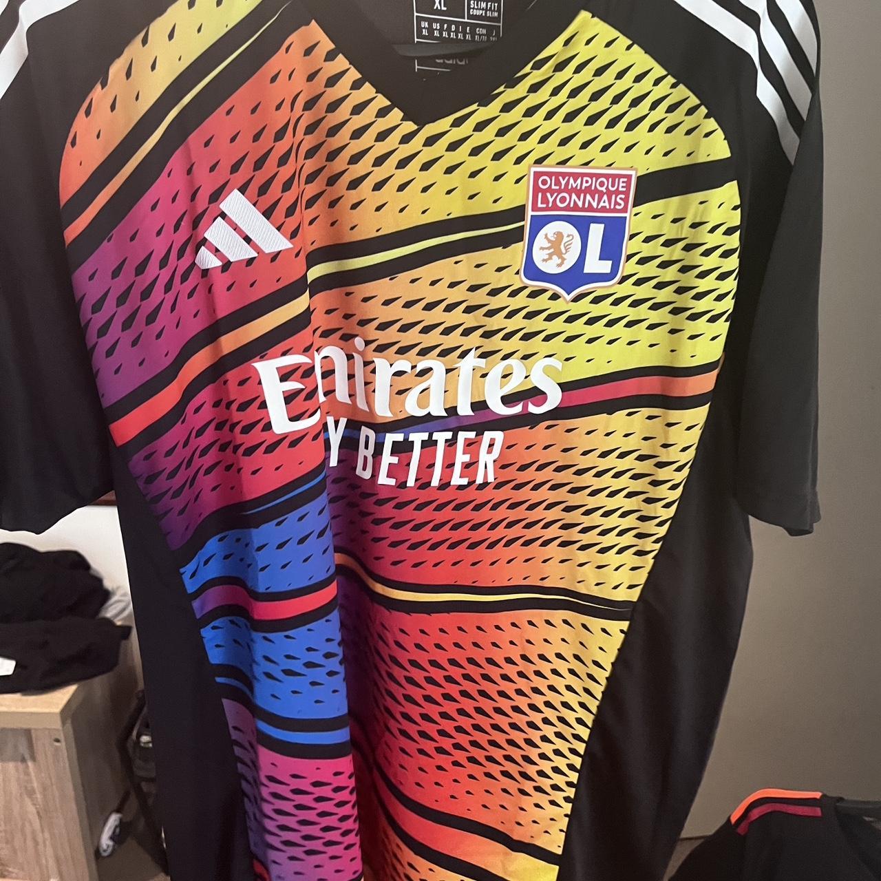 Lyon soccer football jersey Size XL fits like Large... - Depop