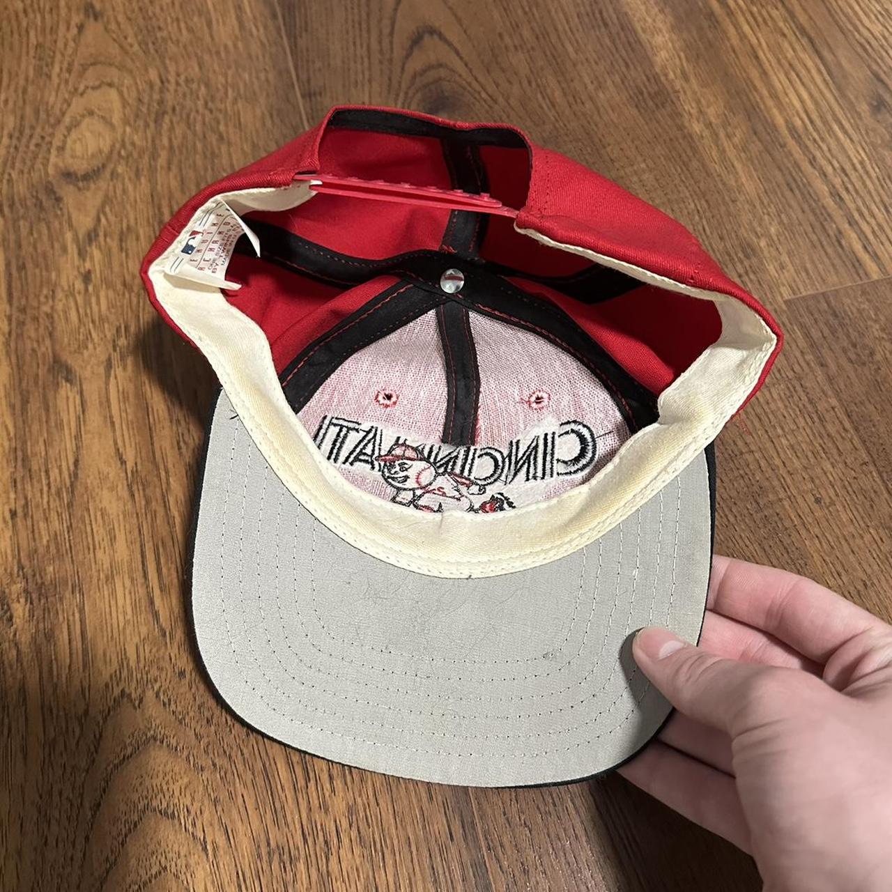 -Vintage Cincinnati reds SnapBack hat -Staining on... - Depop