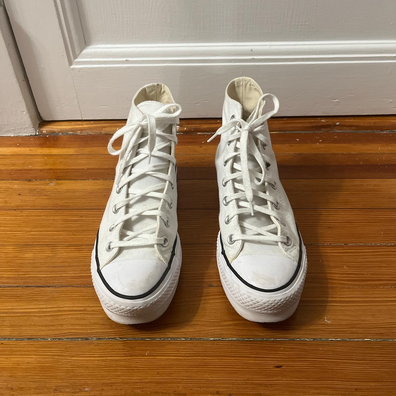 White high-top platform converse Only worn a few... - Depop