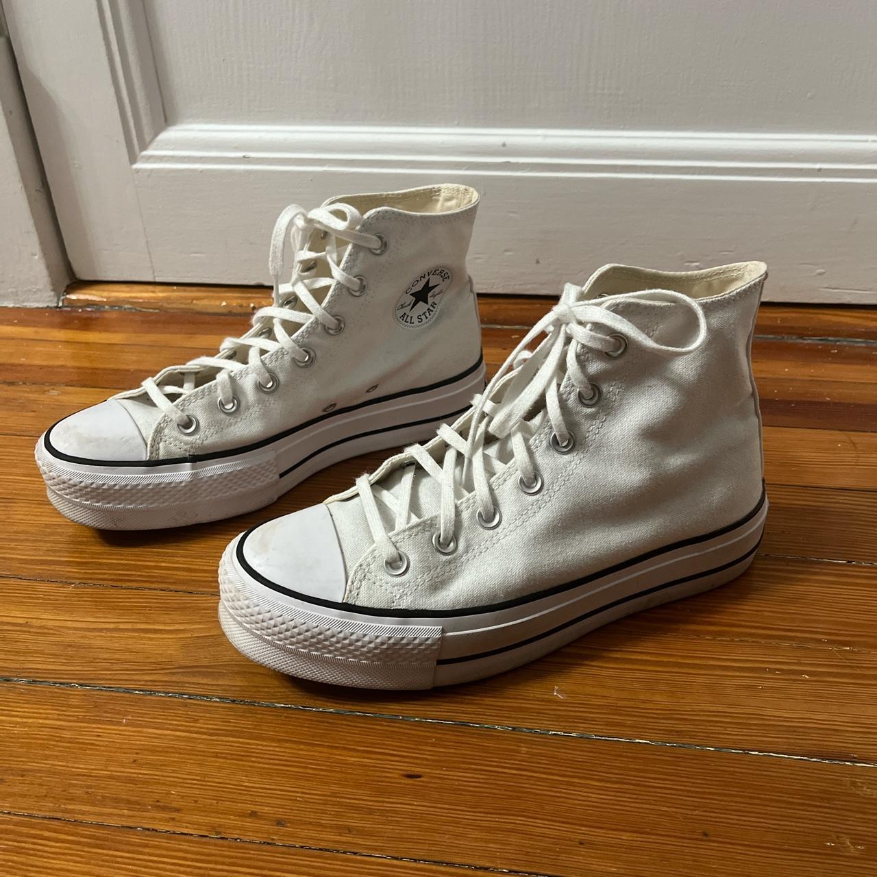 White high-top platform converse Only worn a few... - Depop