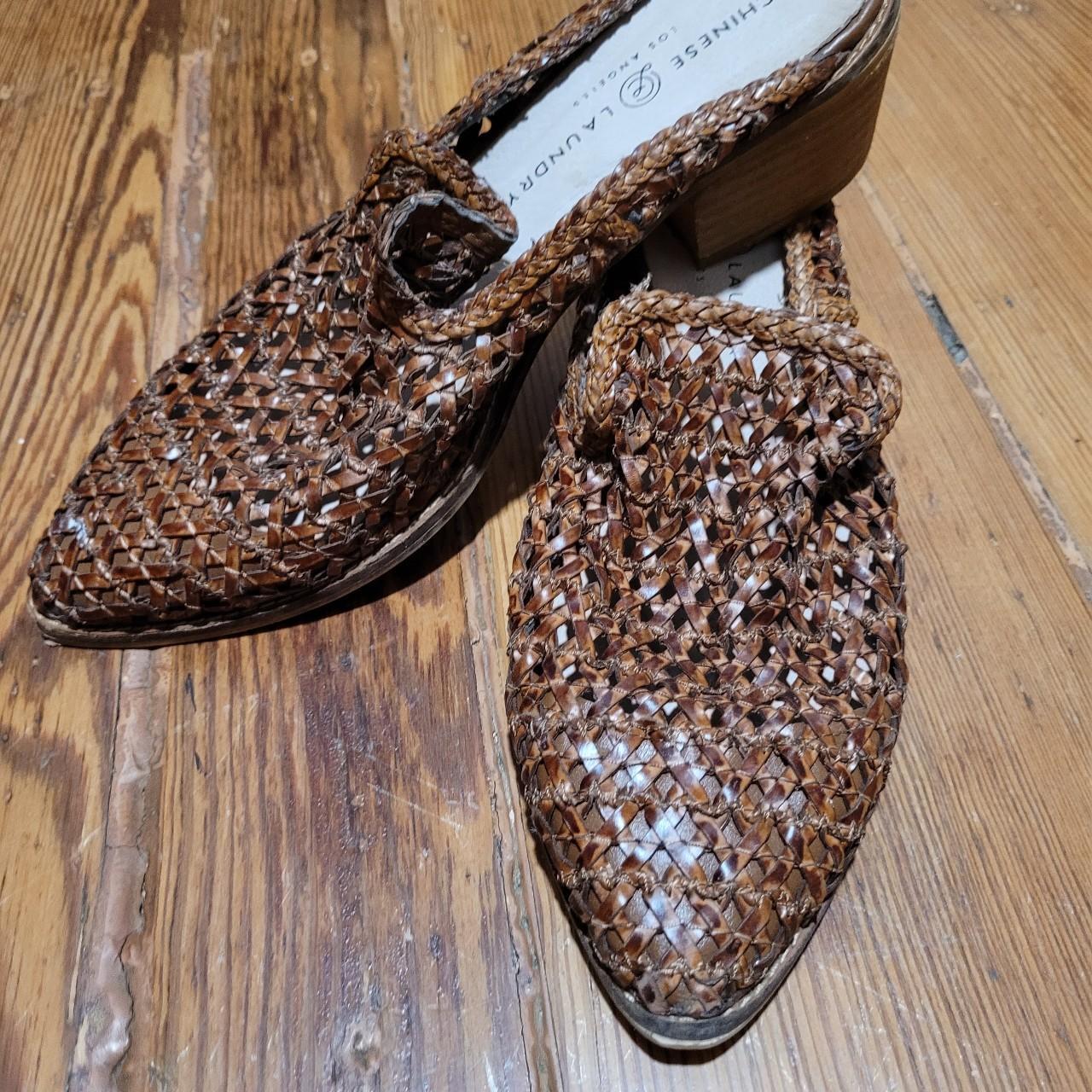 Super cute Chinese laundry slip ons; look super cute... - Depop