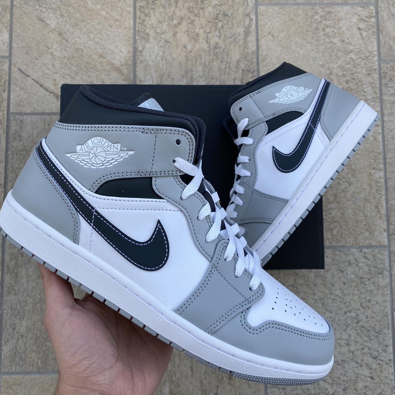 Jordan 1 Mid Grey Antrachite, Nuovo con... - Depop