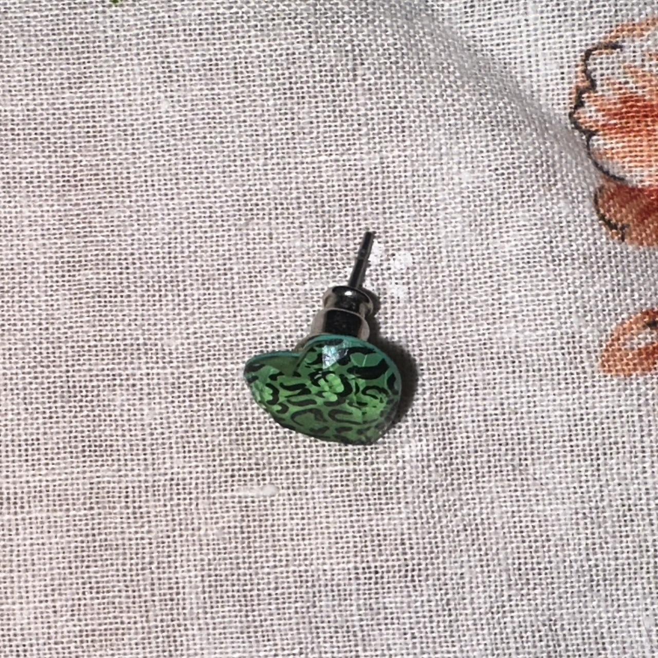 SINGULAR EARRING heart shaped green stud with leaped... - Depop