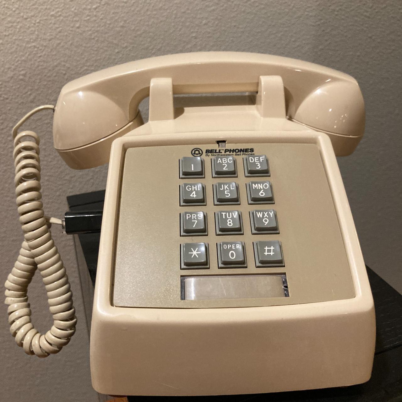 Vintage 80's Northwestern Bell Phone 2500MBA Push... | Depop