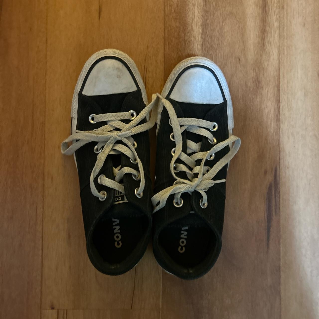 Black Low Top Converse - Depop