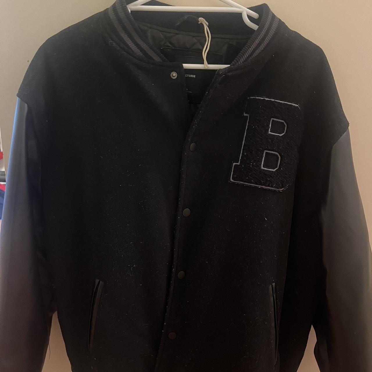 Black varsity bomber jacket - Depop